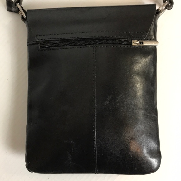 Vera Pelle | Bags | Vera Pelle Italy Black Leather Crossbody Bag | Poshmark